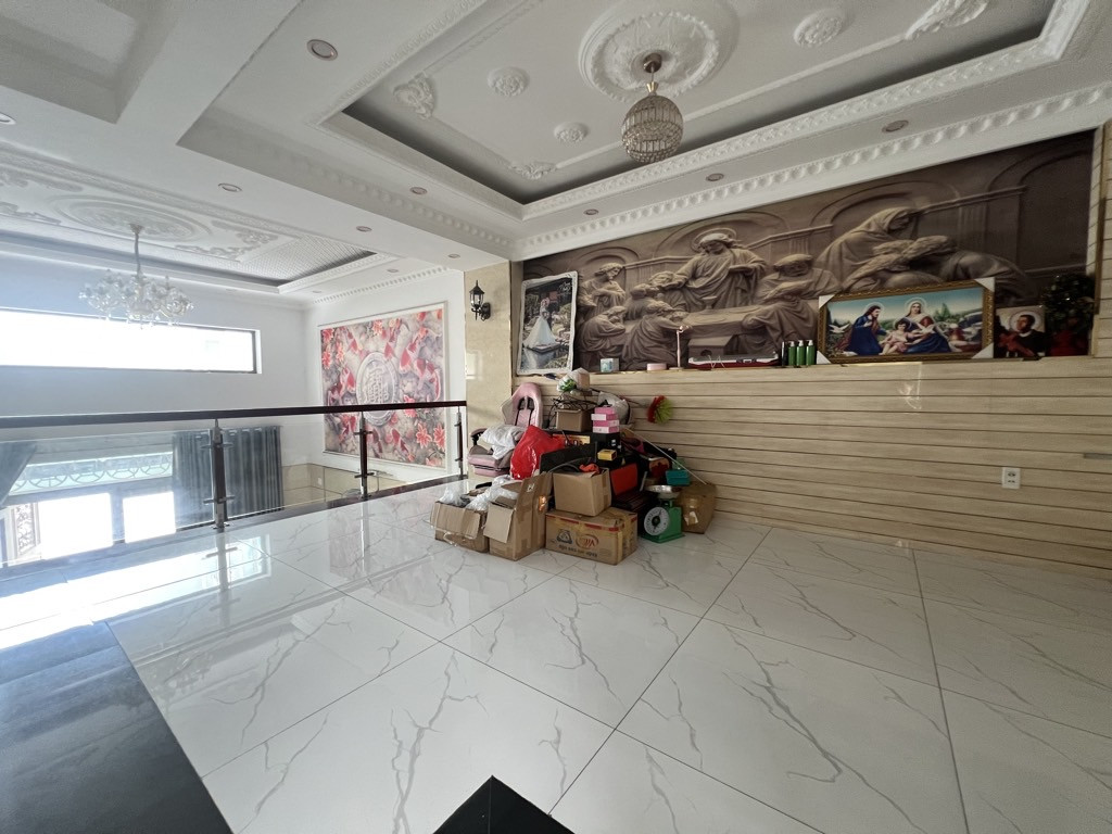 Nhà đẹp ở ngay đường Bến Lội - Khu dân trí cao - Tiện ích hoàn hảo