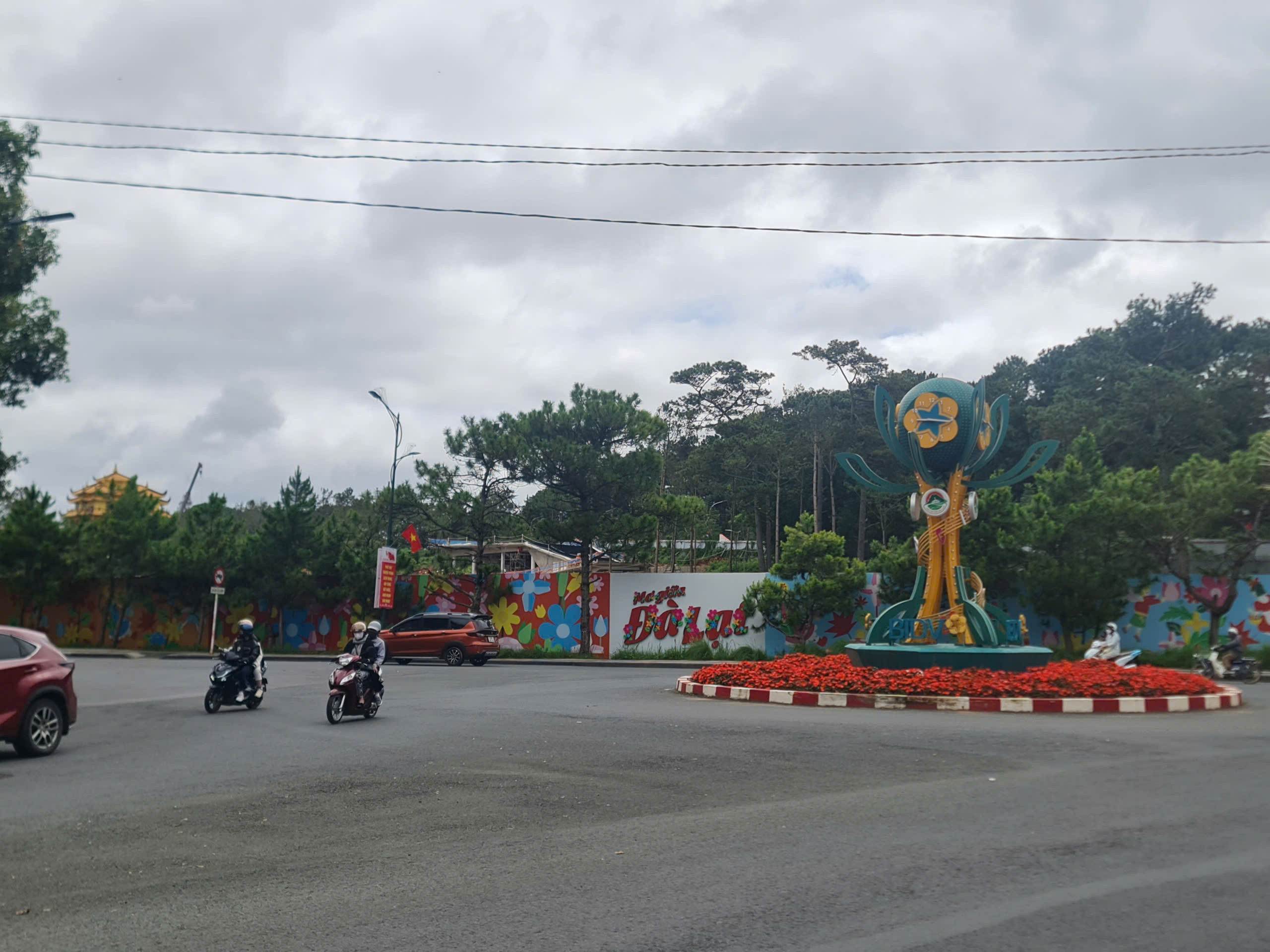 Cần bán đất mặt tiền đường Bùi Thị Xuân, Đà Lạt - Vị trí đắc địa, kinh doanh thuận lợi