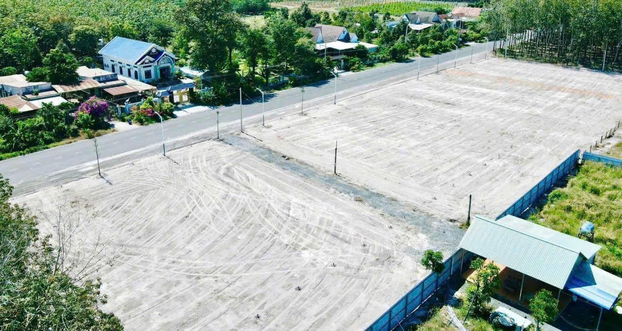 Đất mặt tiền Minh Hưng- Chơn Thành