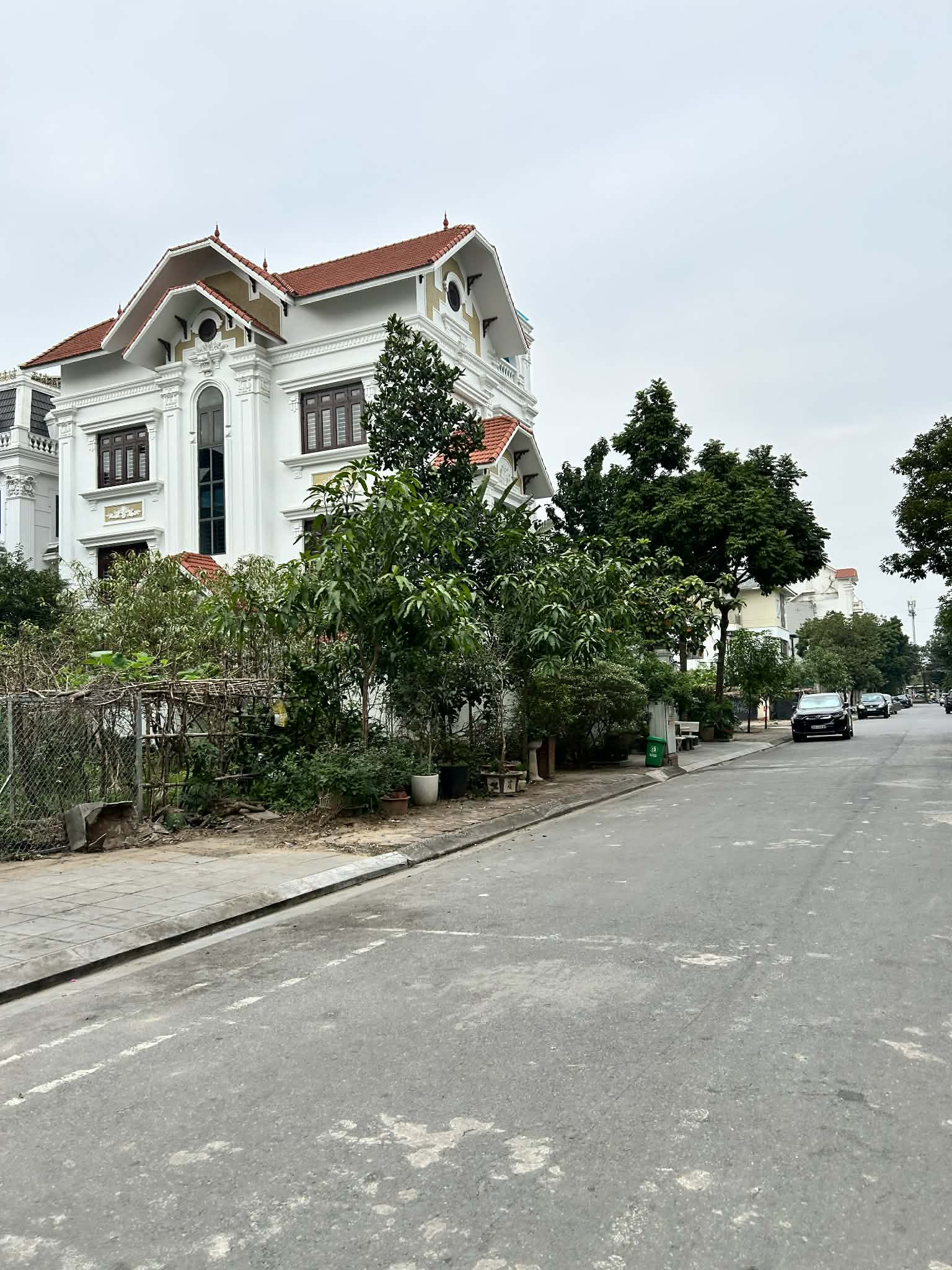 Bán đất biệt thự khu đấu giá 31ha Trâu Quỳ/Gia Lâm 236m2 đường to vị ...