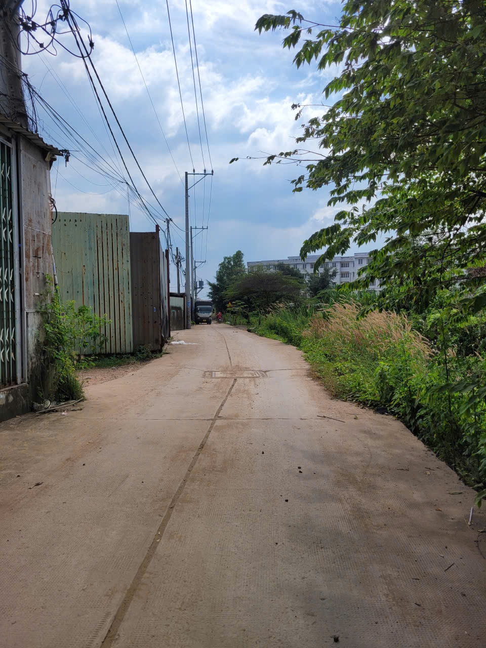 CHO THUÊ ĐẤT + NHÀ XƯỞNG – VĨNH LỘC B – 550m² – GIÁ CHỈ 18TR/THÁNG