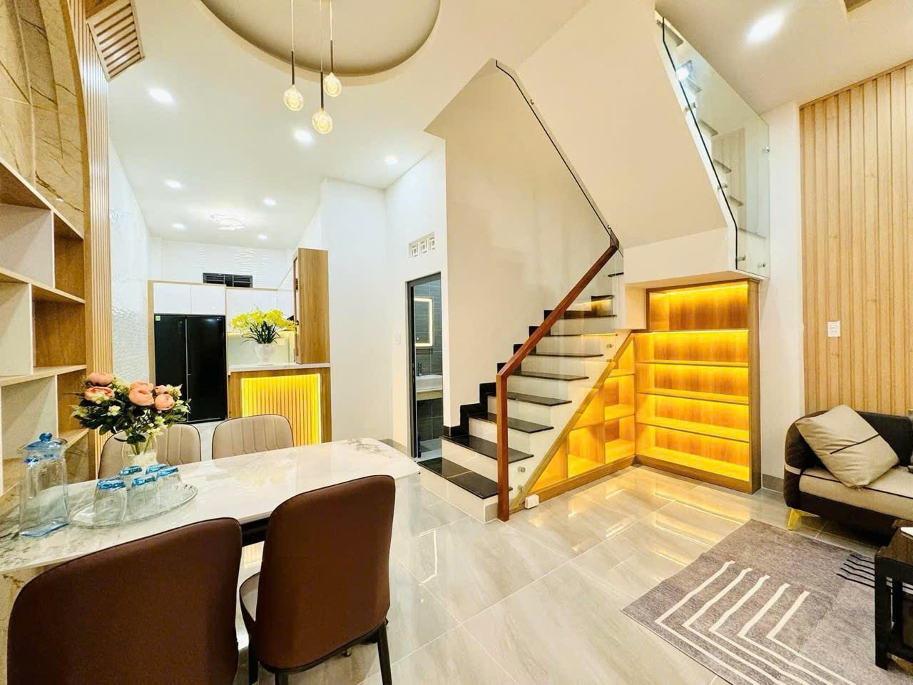 Bán nhà hẻm 4m Cù Lao P2 Q.Phú Nhuận giá 3tỷ100tr DT 53m2, đang cho thuê CHDV 24tr/tháng. Sổ sẵn