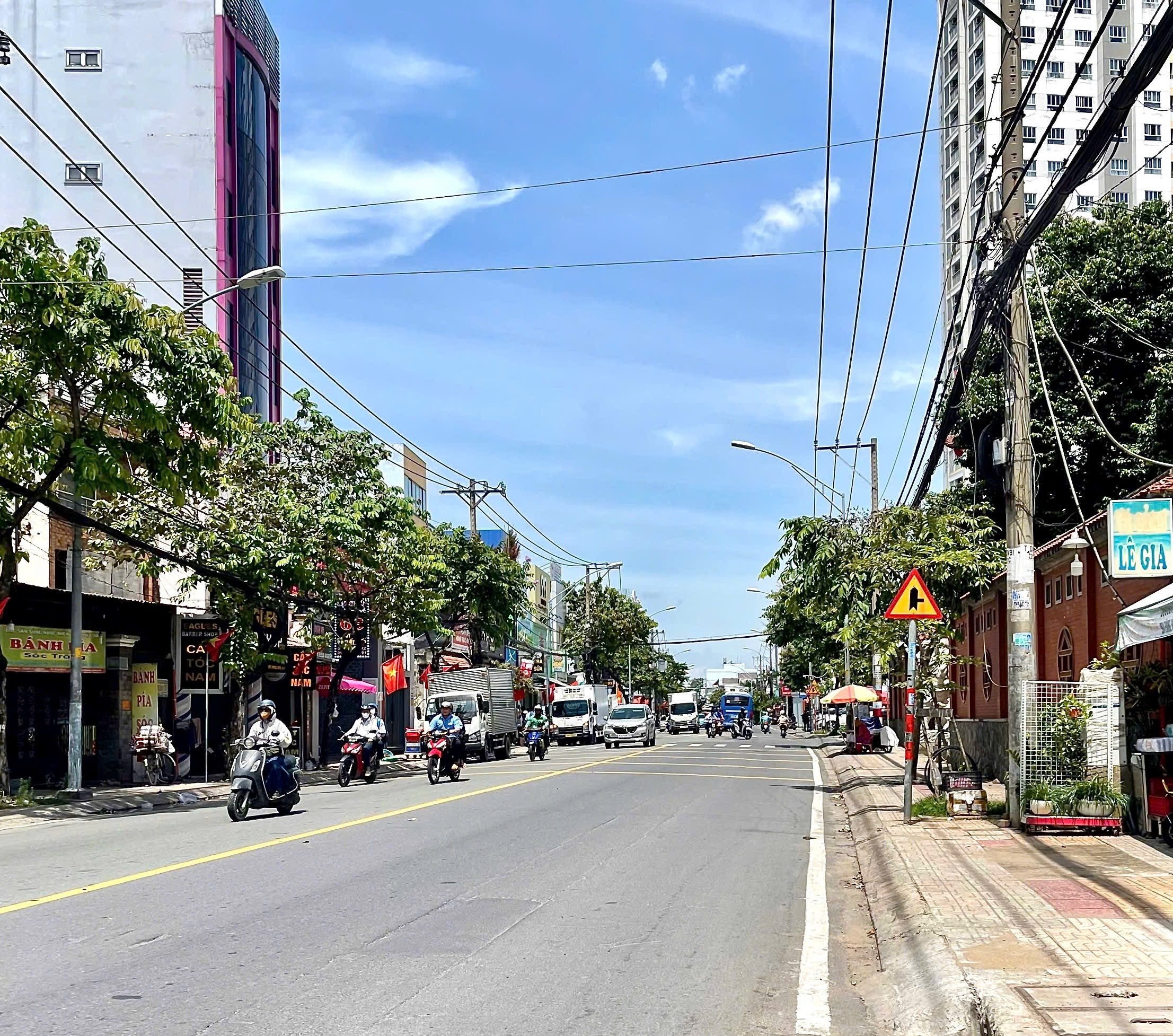 Nhà MT Đặng Văn Bi, P Bình Thợ, Tp Thủ Đức. MT Kinh Doanh - Chỉ 23.4 ...