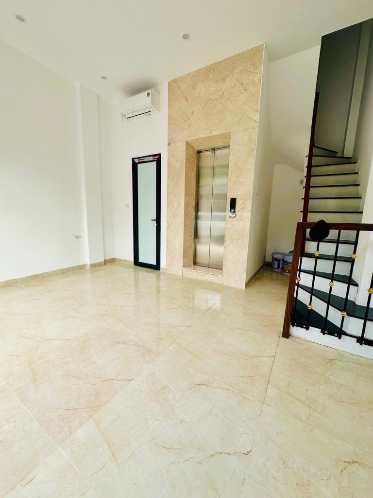 ĐỘI CẤN – NGỌC HÀ – BA ĐÌNH – NGÕ TO NHƯ PHỐ – THANG MÁY – Ô TÔ TRÁNH ...