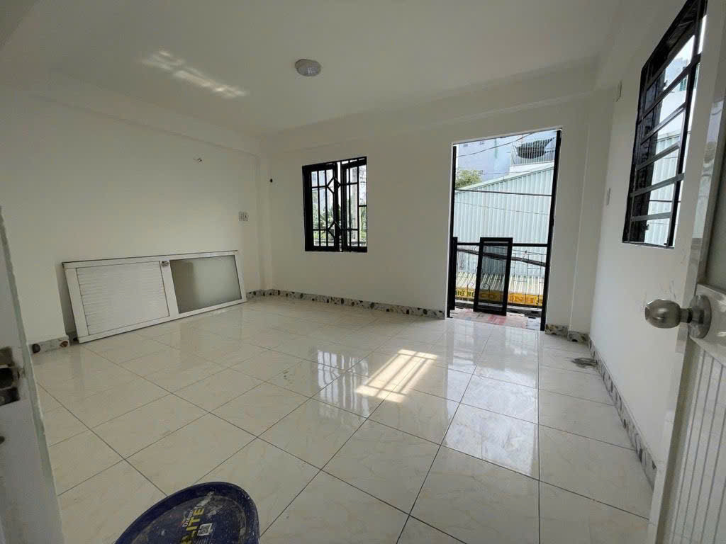 Nhà Phố 3 Tầng 95m2 + 4 Phòng Cho Thuê Xe Tải Chạy Trước Nhà Lê Đức Thọ ...