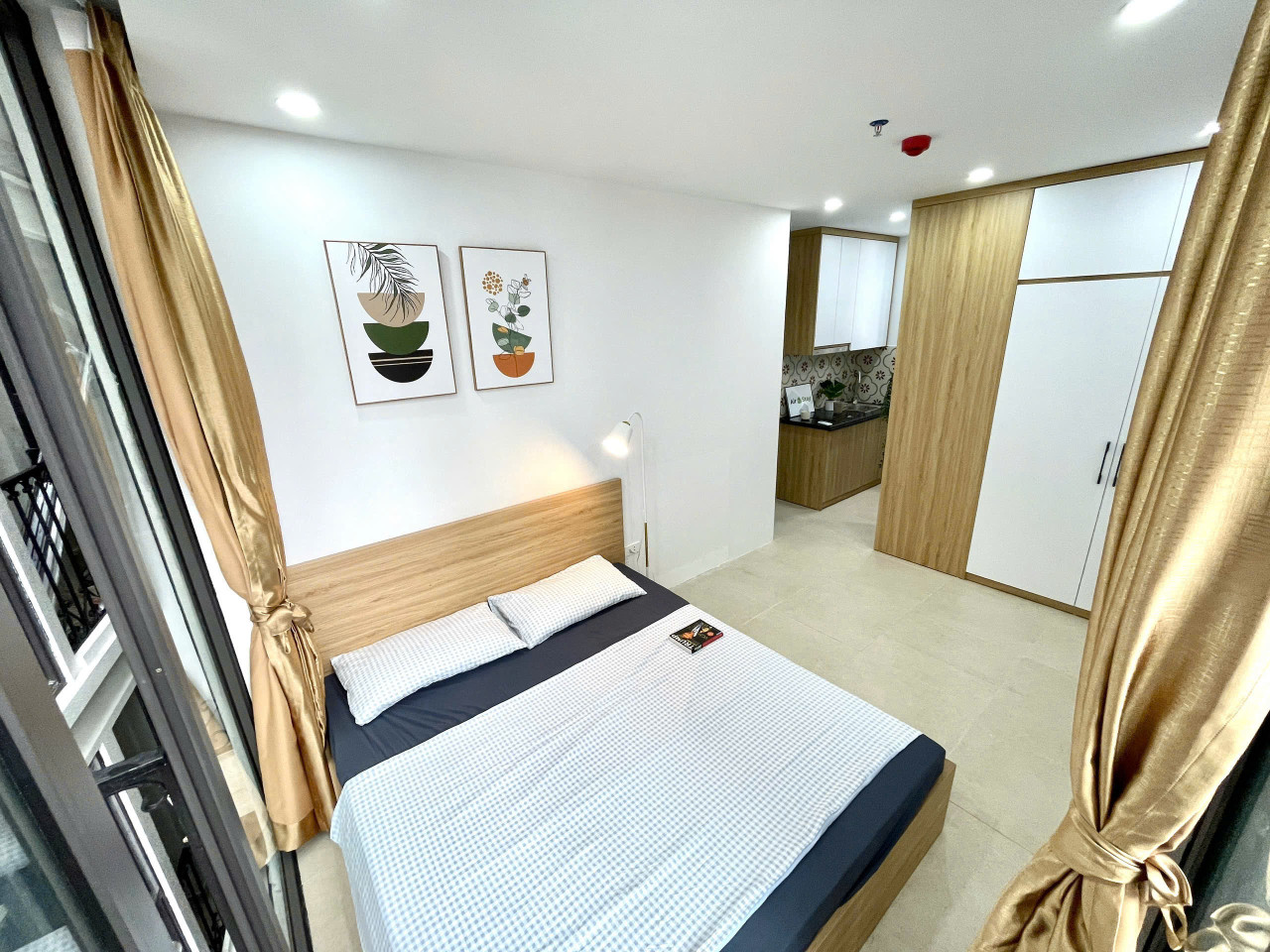 (Tin thật 100%) Bán chung cư mini lô góc 151m2 x 43P tại Lê Đức Thọ - DT 3,2 tỷ/năm - Cách phố 35m