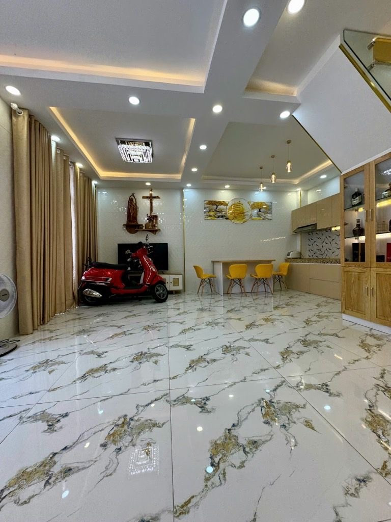 Hạ 300 triệu cần bán gấp nhà gần Võ Văn Kiệt Chủ nhà đi định cư ( 4x15 ...