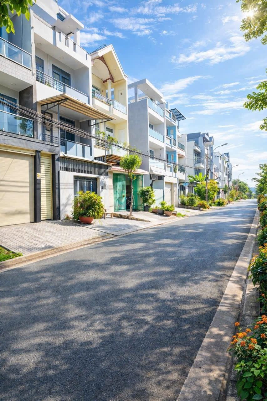 B.A.N N.H.A GẦN AKARI CITY - VÕ VĂN KIỆT - 72 M2 - 7.2 x 10 - 2 TẦNG ...