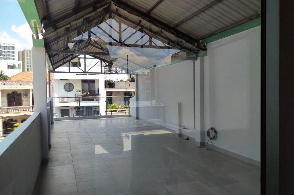 Gấp bán nhà gần các trường đại học lớn, gipas quận 1, bình thạnh