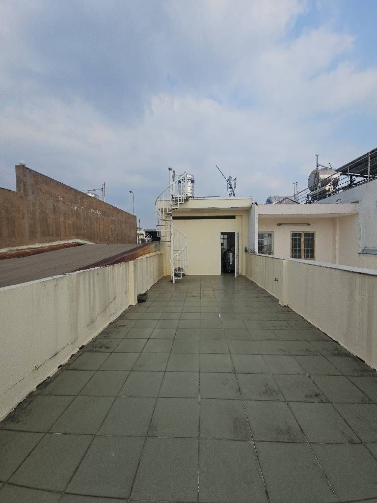 Bán nhà mặt tiền kinh doanh đa ngành nghề 4 tầng gần 100m2 chỉ 13 tỷ