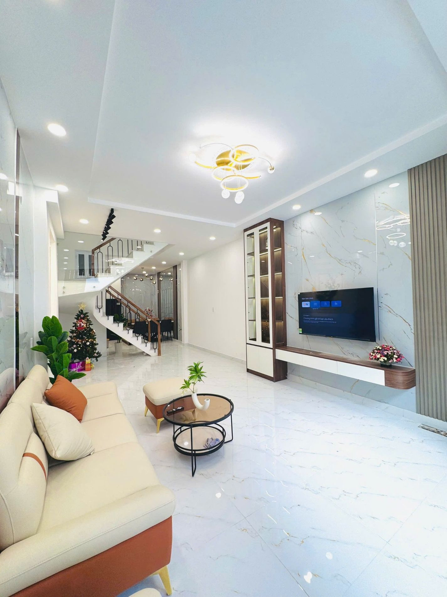 HXH 7m Phan Anh, 54m2, 3 tầng mới full NT, xe hơi vào nhà, chỉ 8.4 tỷ, khu VIP an ninh