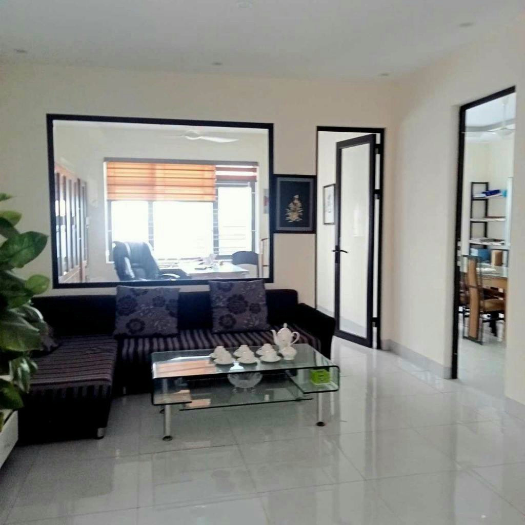 EM RUỘT PHỐ HUẾ - MẶT TIỀN 8M - LÕI HAI BÀ - NHỈNH 700TR/M2