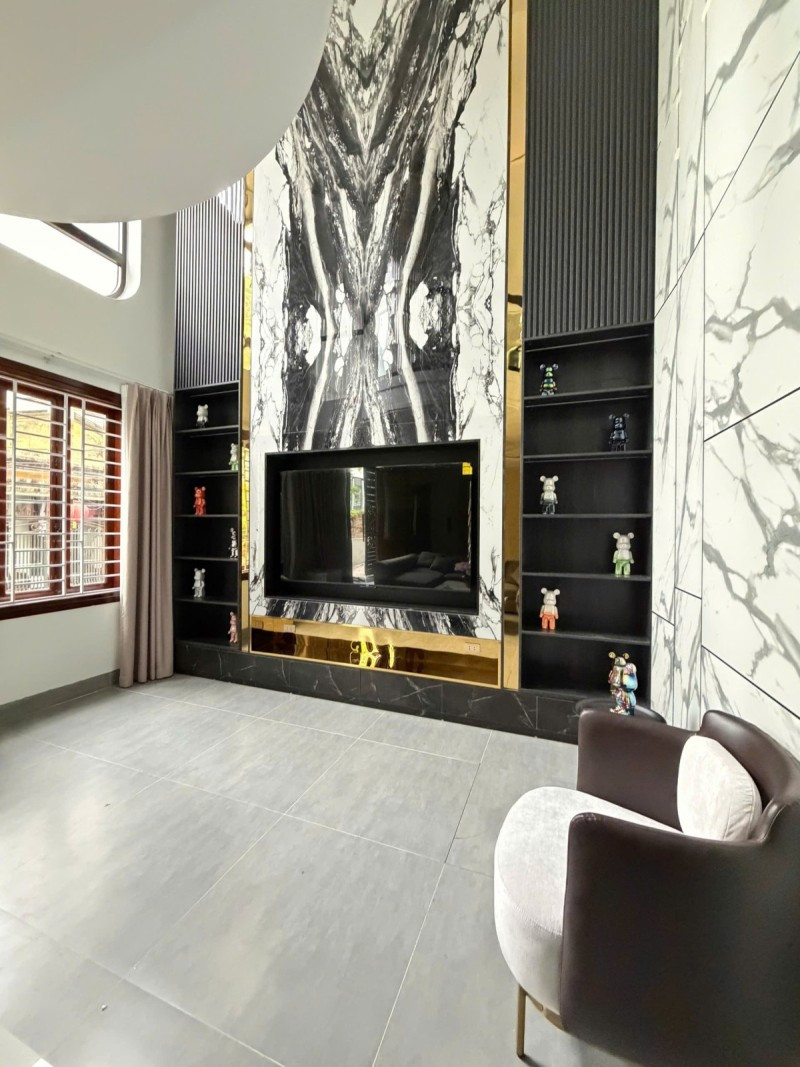 NHÀ PHÚC LỢI – LONG BIÊN - 6 TẦNG THANG MÁY – NGÕ RỘNG GẦN Ô TÔ TRÁNH ...