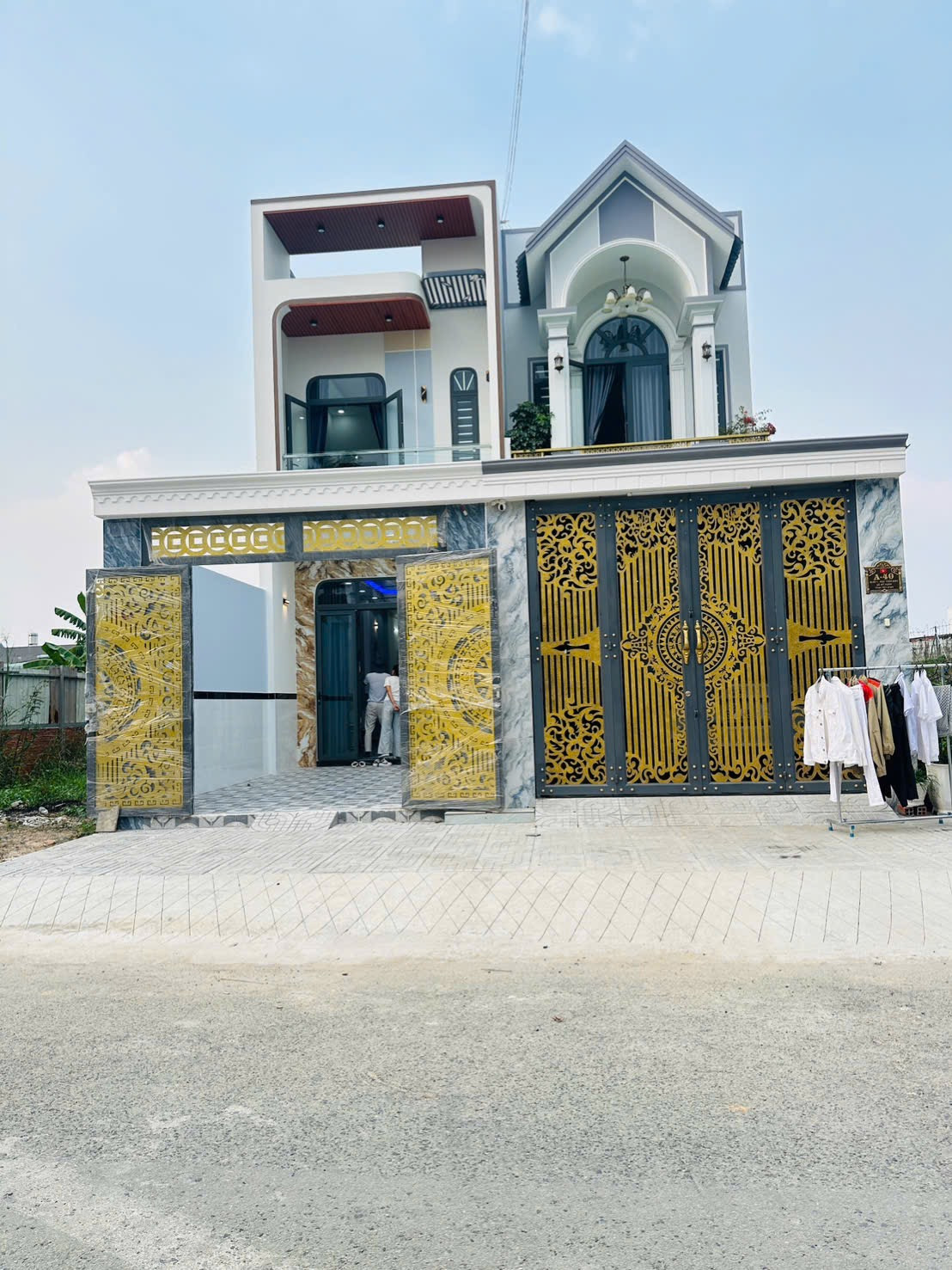 Bán nhà đường số 1, khu dân cư trần anh, nhà 4PN, sổ hồng có hoàn công