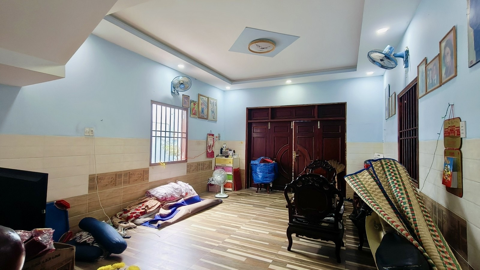 🚗 BÁN NHÀ 2 TẦNG - 120M2( 8*15.5), HOÀN CÔNG ĐỦ, SỬ DỤNG THỰC TẾ 188M2 ...