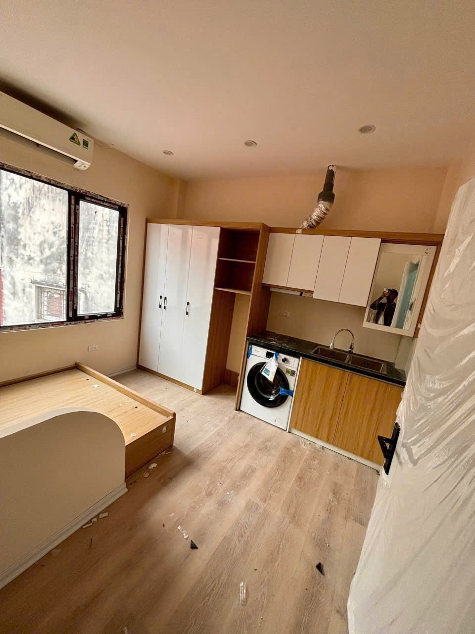 MẶT PHỐ SÔNG NHUỆ Ô TÔ TRÁNH ĐỖ KINH DOANH 1 MBKD +11P CỰC ĐẸP CHỈ 15.5 TỶ