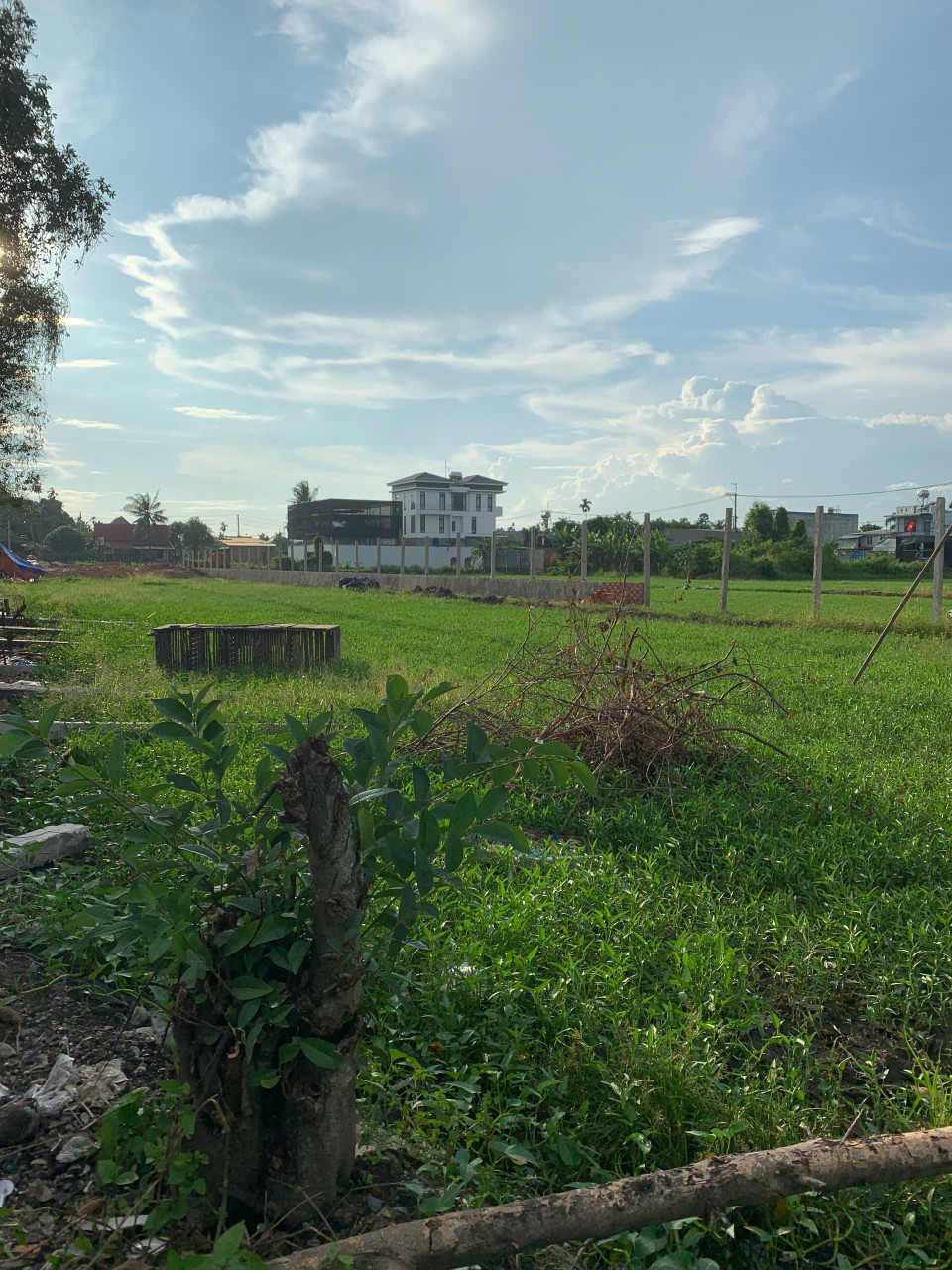 Đất đẹp đầy đủ giấy tờ pháp lý 5.5x22 m2, Gần cầu Rạch Tra, đường Hà ...