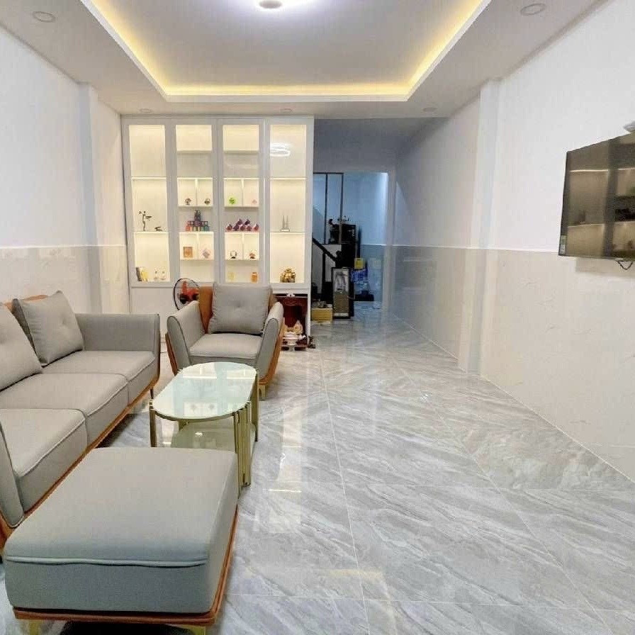 Trường Chinh, Gần Sân bay TSN ga T3, 62m2, nhà mới đẹp, tiện ở hoặc ...