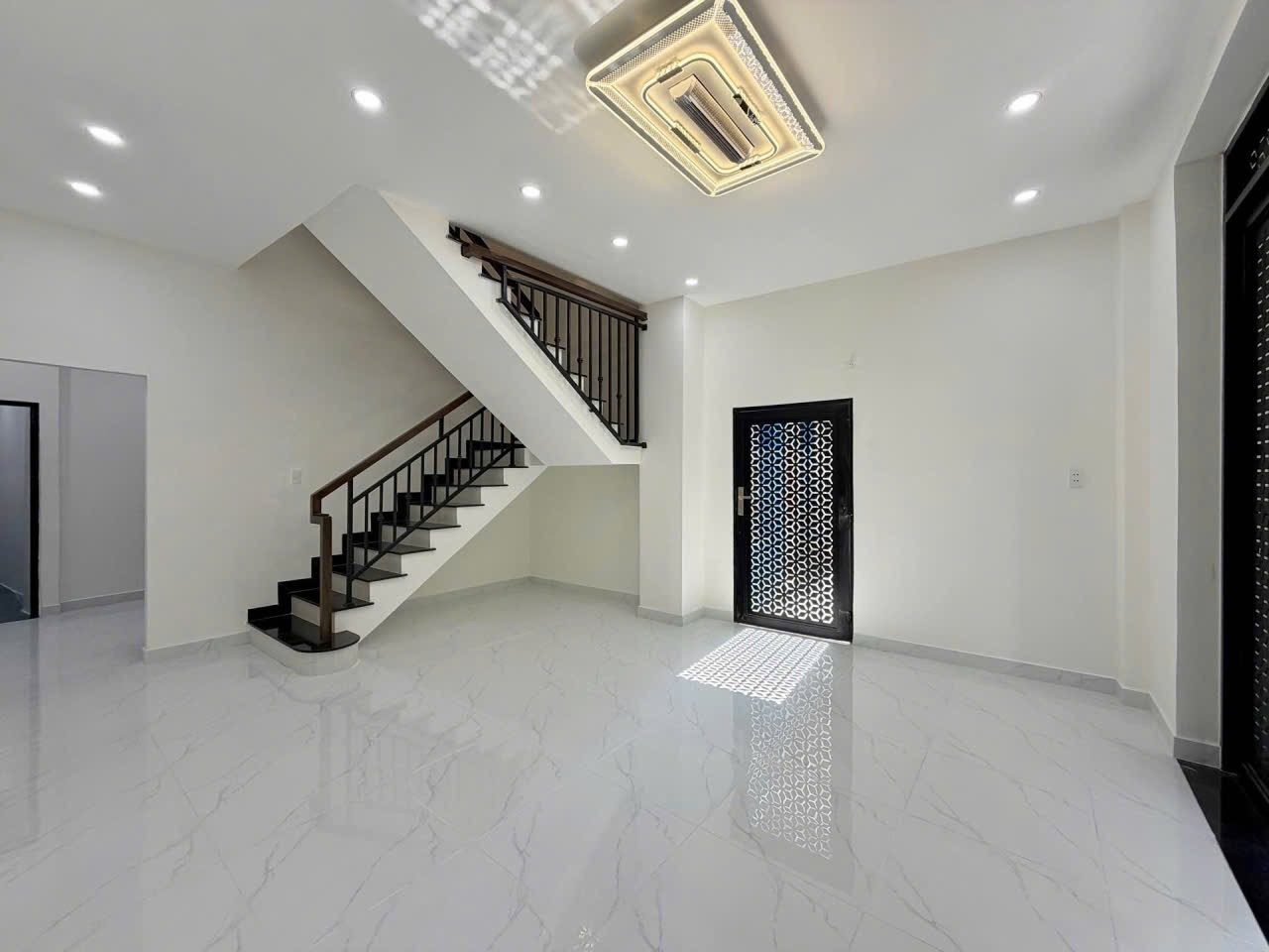 NGUYỄN THƯỢNG HIỀN- CHỢ CÂY QUÉO, 4 TẦNG ĐÚC KIÊN CỐ, GẦN 200M2 SÀN SỬ ...