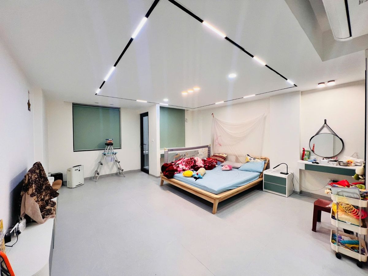 Bán Nhà Trần Quang Diệu. Đống Đa. 7 Tầng Thang Máy. Ô Tô. DT 56m2. MT 5 ...