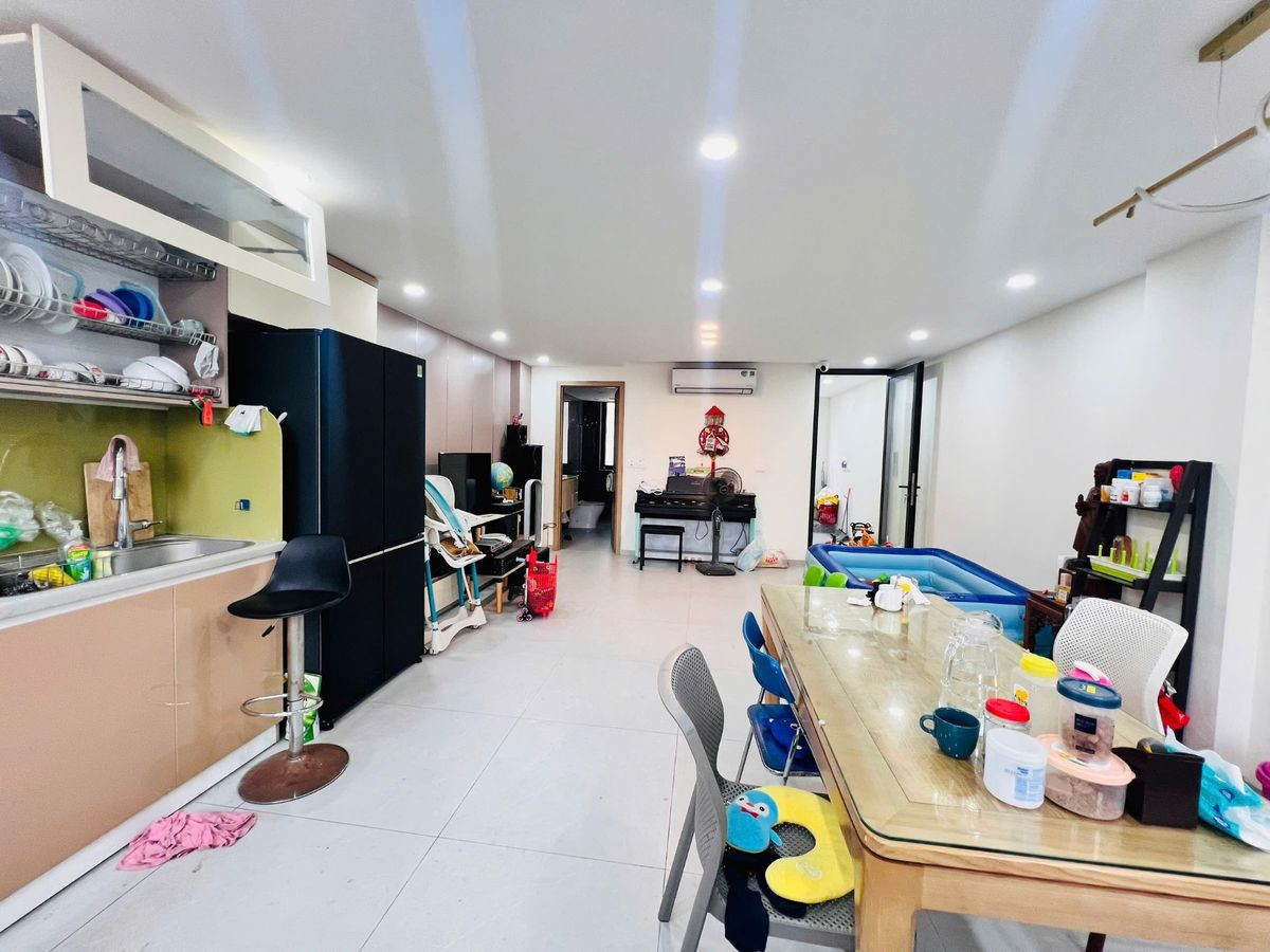 Bán Nhà Trần Quang Diệu. Đống Đa. 7 Tầng Thang Máy. Ô Tô. DT 56m2. MT 5 ...