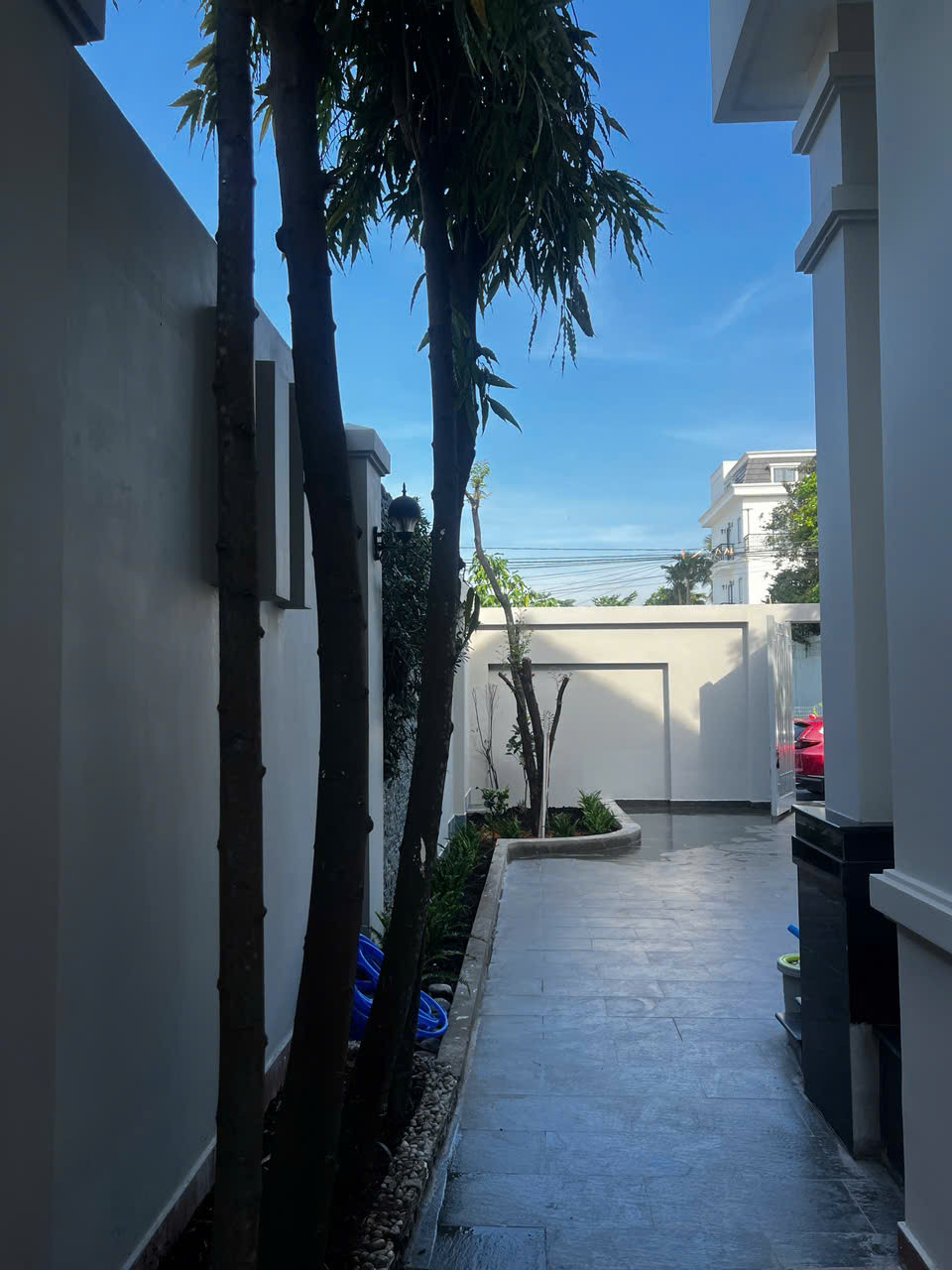 BDS Cho thuê biệt thự 5PN + 4WC, 2 tầng với diện tích 360m² tại Bách Khoa, Đỗ Xuân Hợp, Phú Hữu ...