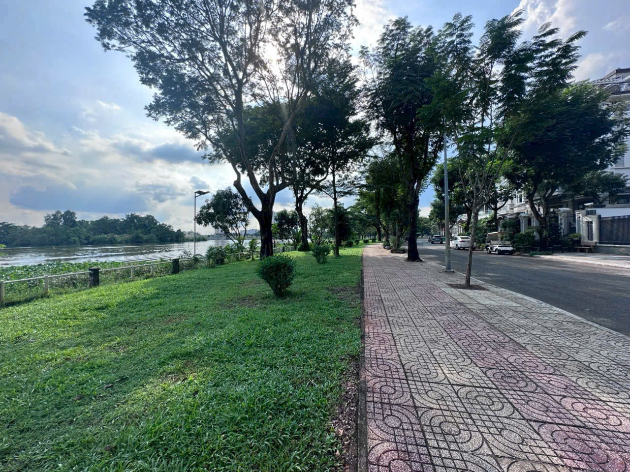 BDS HVL 🏡 ĐẤT NỀN GÓC 2MT VIEW SÔNG – KDC VEN SÔNG TÂN PHONG, Q.7