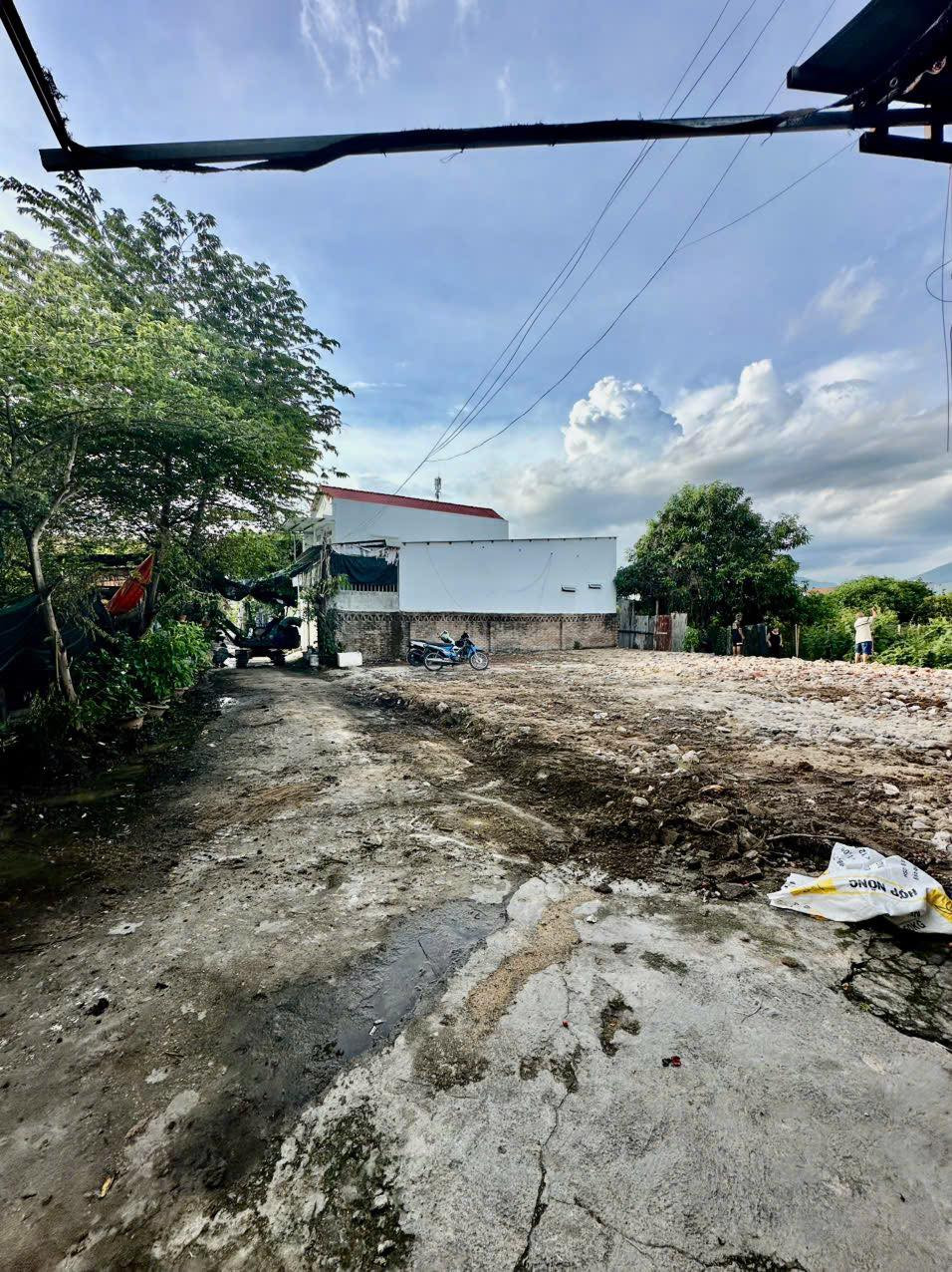DT41 Bán đất hẻm oto đường Huỳnh Thúc Kháng xã Diên Toàn cũ
