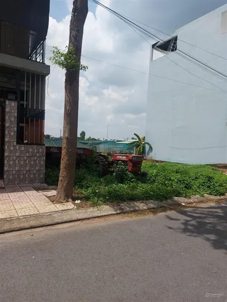 Chủ cần tiền bán gấp lô đất shr, sát mt quốc lộ 50 ,hưng long giá 1 tỷ ...