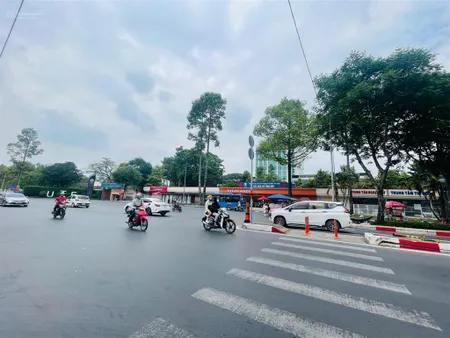 Bán lô đất mặt tiền kinh doanh vip đường thống nhất khu làng đại học p ...